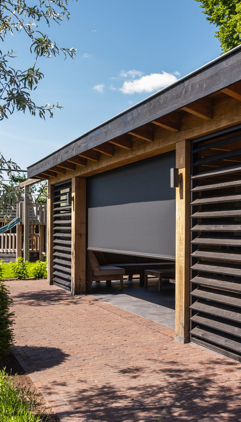 Optimale veranda privacy met screens en verandazonwering